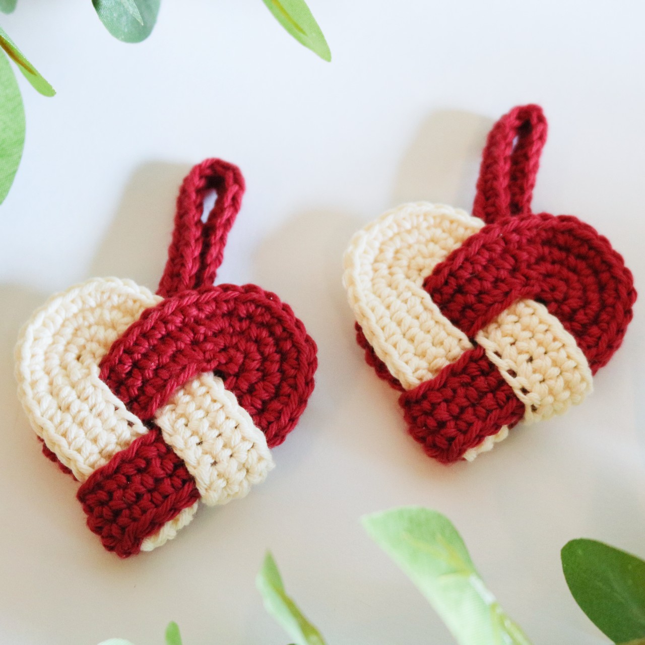 Lille hæklet julehjerte – Niah Design
