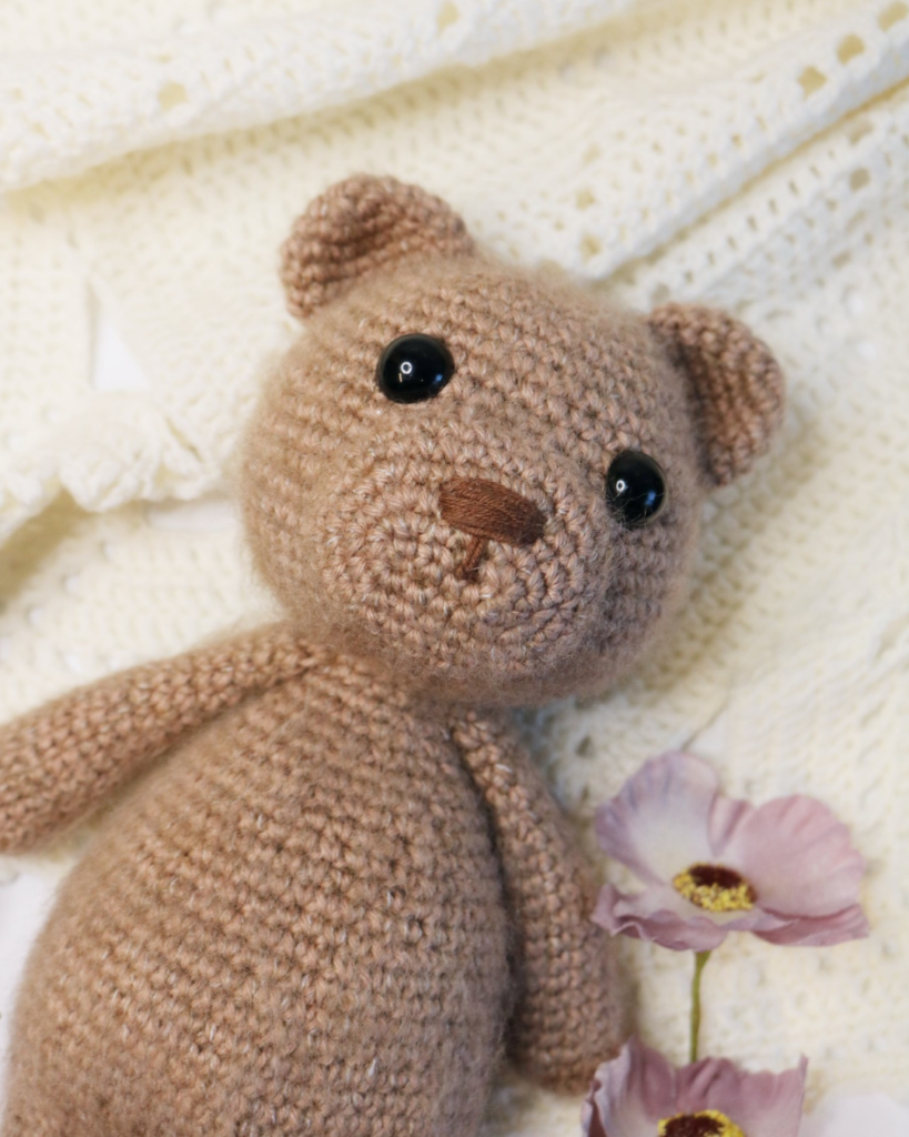 Bjørnen Bowie, Hækleopskrift – Niah Design